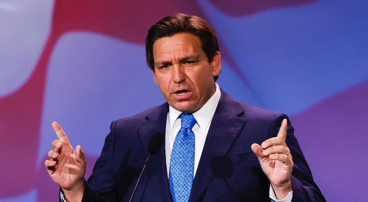 FLORIDA MAN STRIKES (A CONSTITUTIONAL NERVE) AGAIN - Marco Island and ...